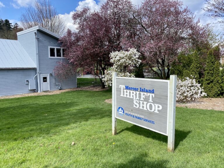 Mercer Island Thrift Store